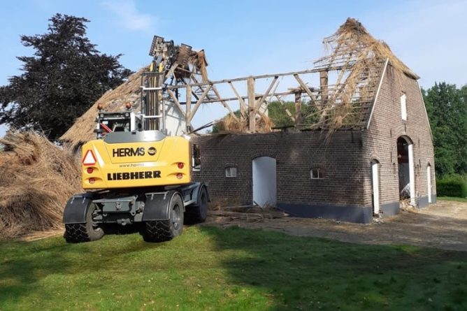Herms BV – Kraanverhuur Afvalinzameling Grondwerk Sloopwerk Transport Zand & grind